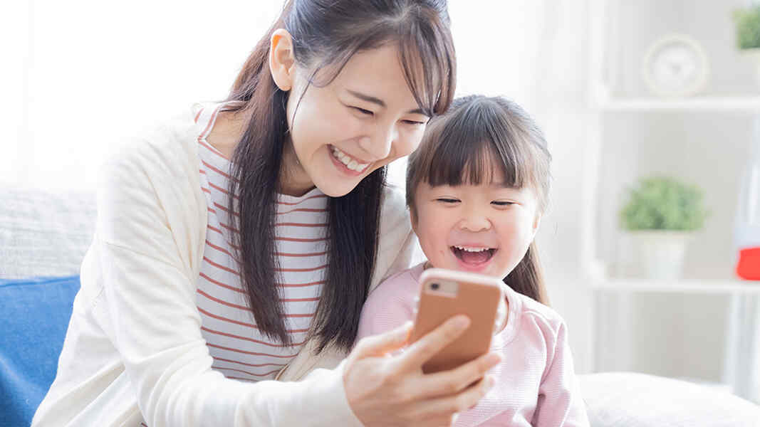 おすすめの読み聞かせ動画・アプリ6選！メリット・デメリットは？ | Mother's Select